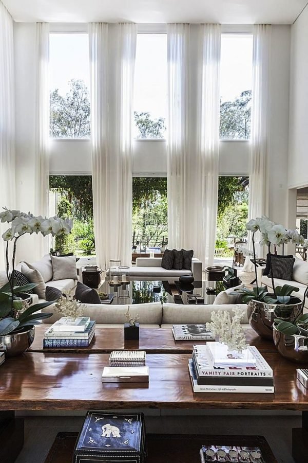 20 Interiors With Tall Windows Ideas - Instaloverz