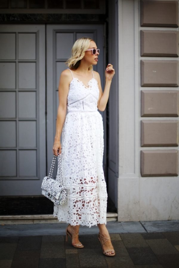 25 Stylish Eyelet Dress Outfit Ideas For Women To Try - Instaloverz