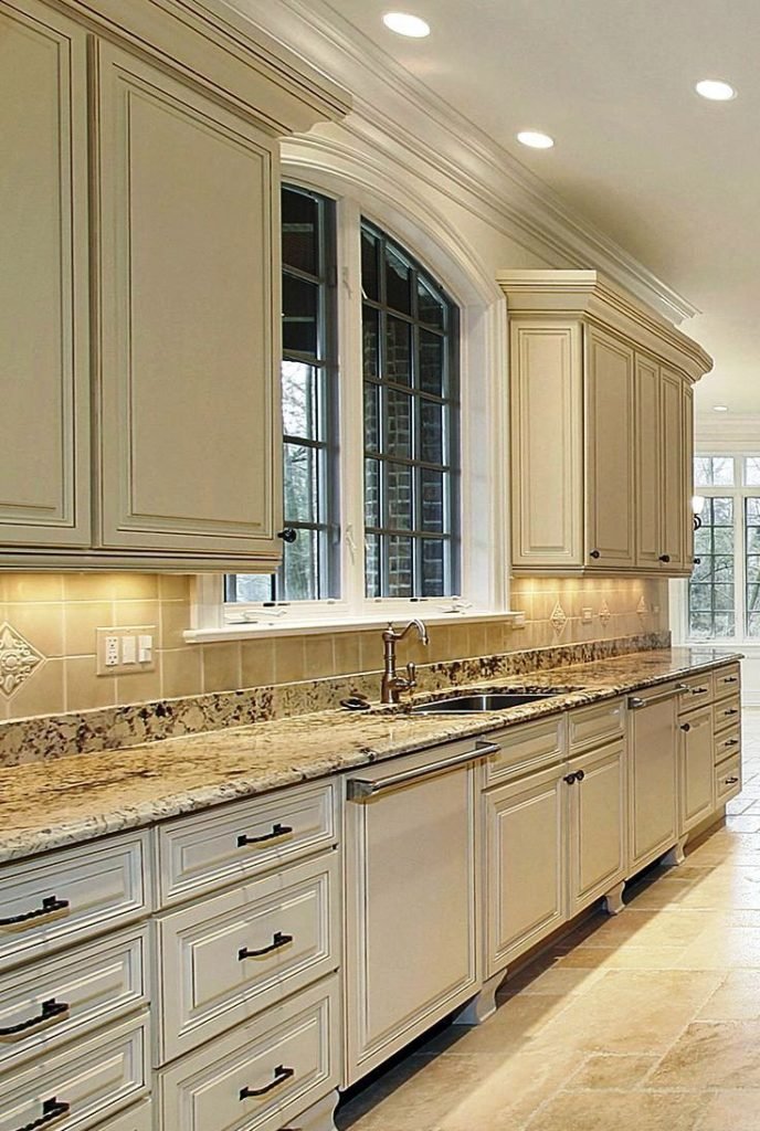 25 Stunning Traditional Kitchen Design Ideas - Instaloverz