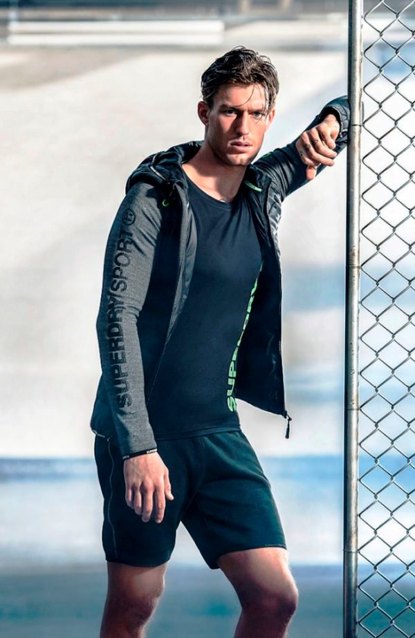 30 Best Sports Outfits For Men To Try - Instaloverz