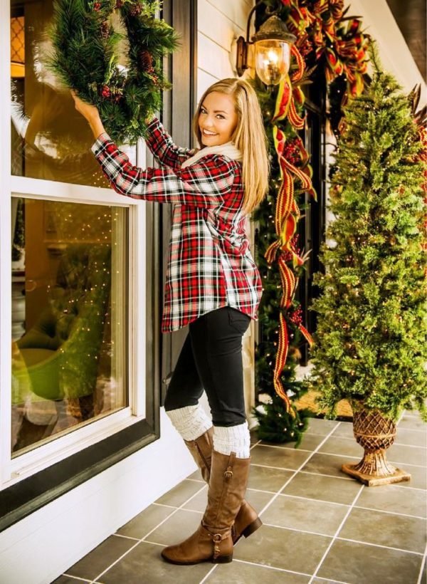 25 Superb Christmas Outfit Ideas To Try This Year - Instaloverz