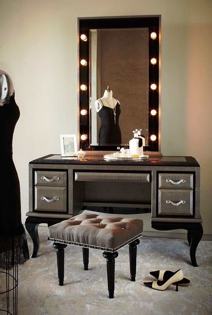 25 Awesome Bedroom Vanity Ideas To Try Out - Instaloverz