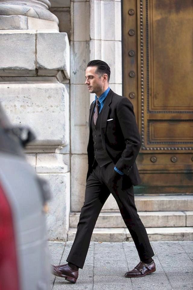 50 Marvelous Men’s Suits Combination Ideas To Try - Instaloverz