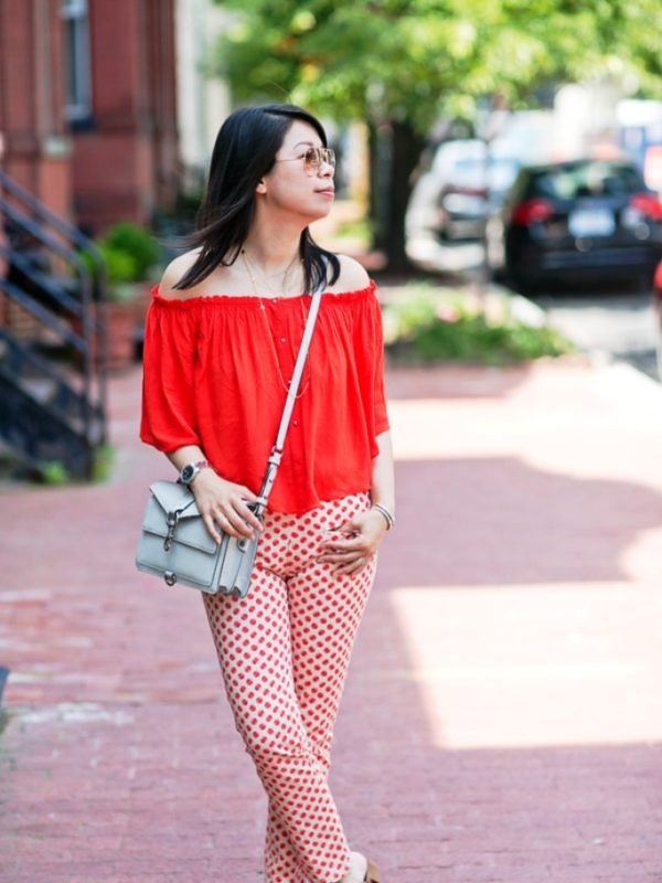 50 Stunning Off Shoulder Outfit Ideas For Women To Try - Instaloverz