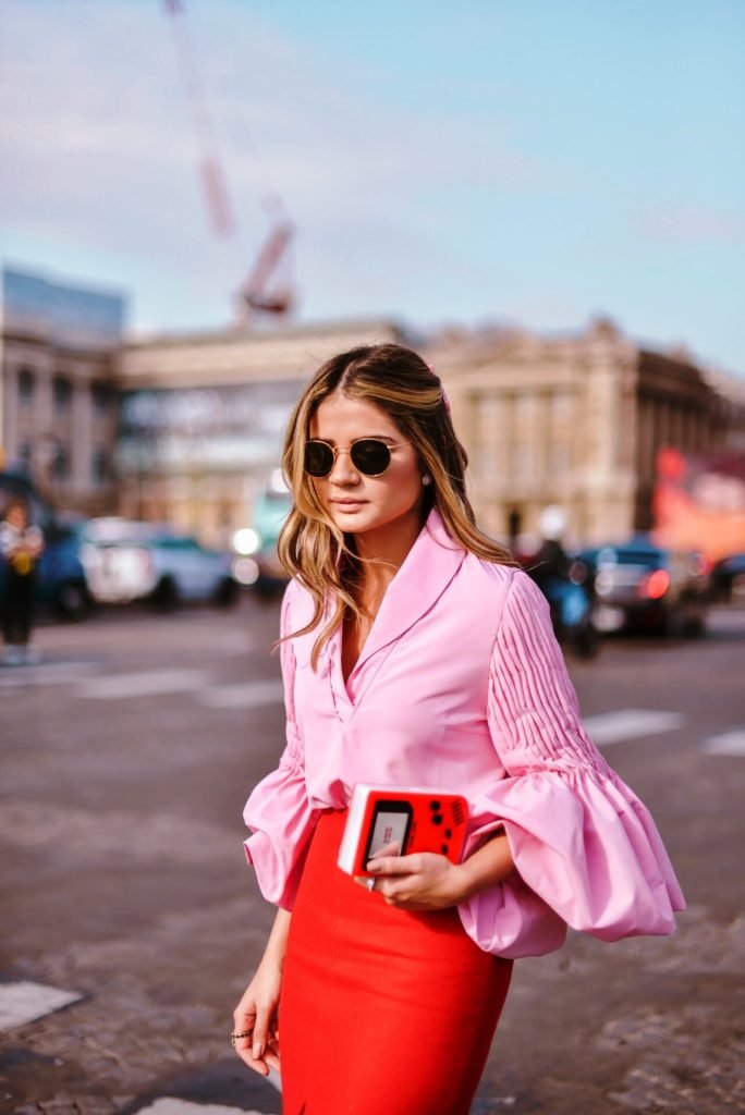 50 Lovely Bell Sleeve Outfit Ideas For Women To Try This Year - Instaloverz