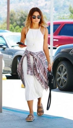 25 Stunning Spaghetti Dress Ideas To Try - Instaloverz