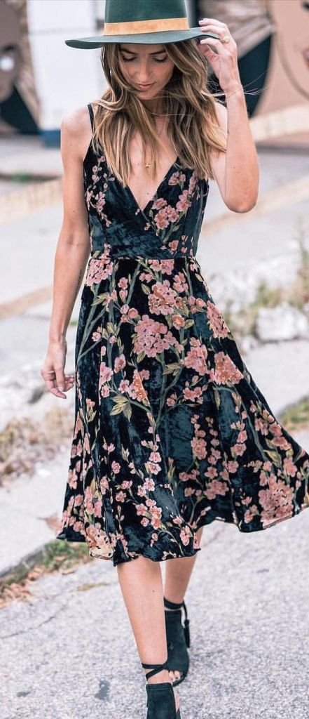 25 Stunning Spaghetti Dress Ideas To Try - Instaloverz