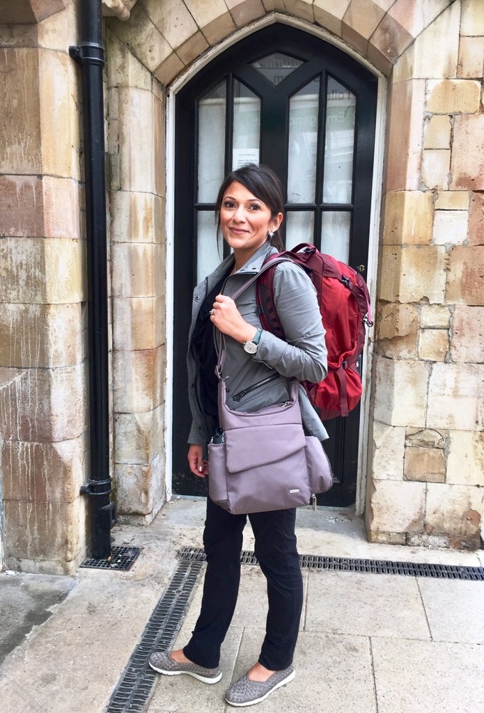 20 Stunning Travel Fashion Ideas For Women To Try - Instaloverz