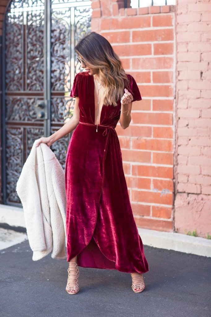 20 Stunning Velvet Outfit Ideas For You To Try - Instaloverz